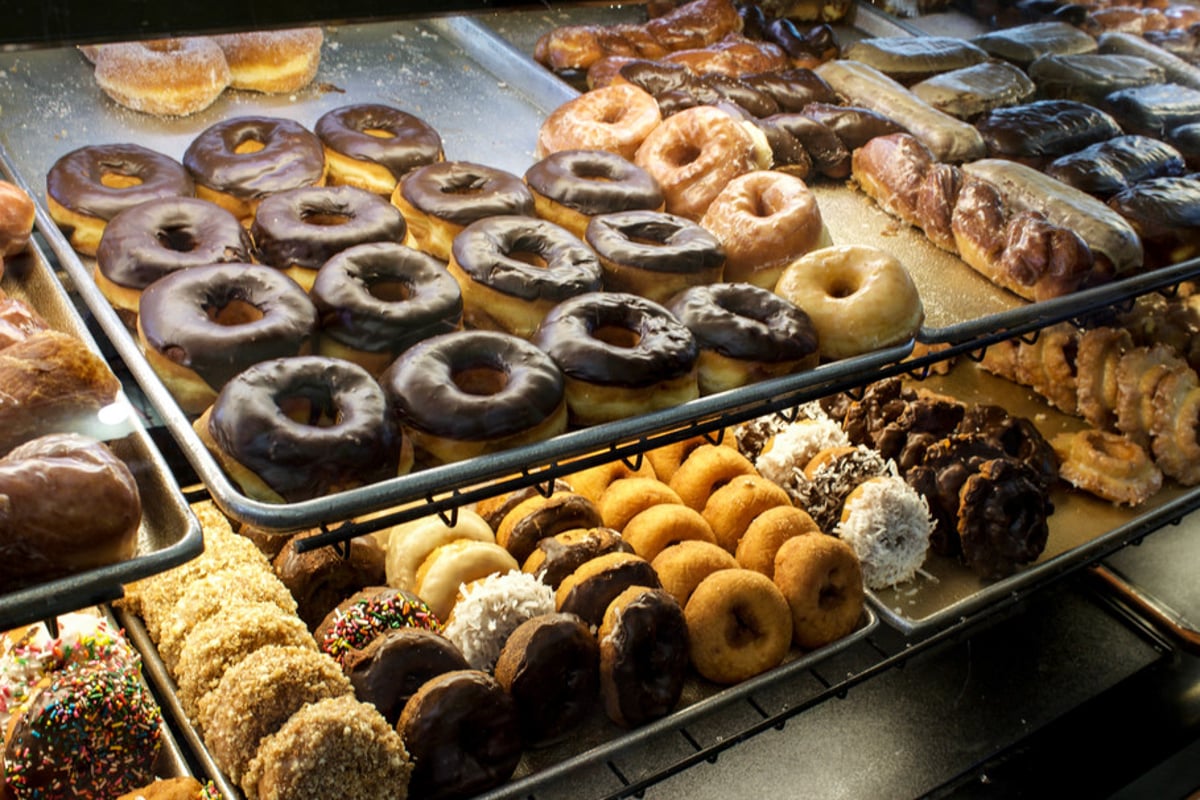 Dream Fluff Donuts: Elmwood District's Breakfast Gem