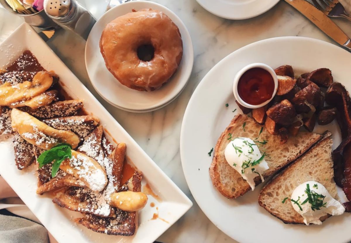 6 Brunch Spots on Newbury Street Everyone Needs to Try