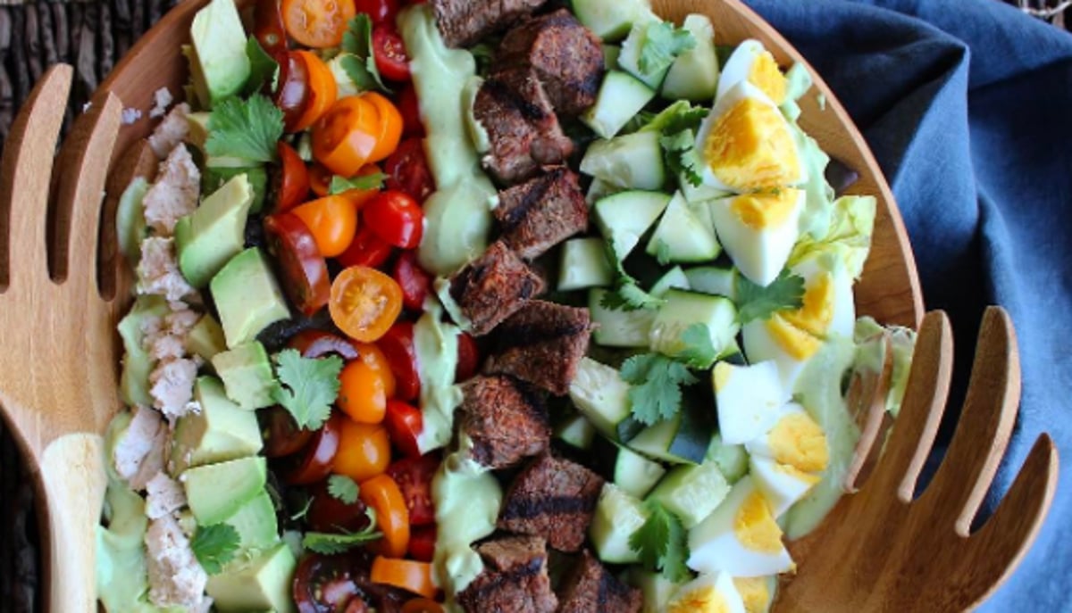 The "Friends" Cast Ate the Same Lunch For 10 Years