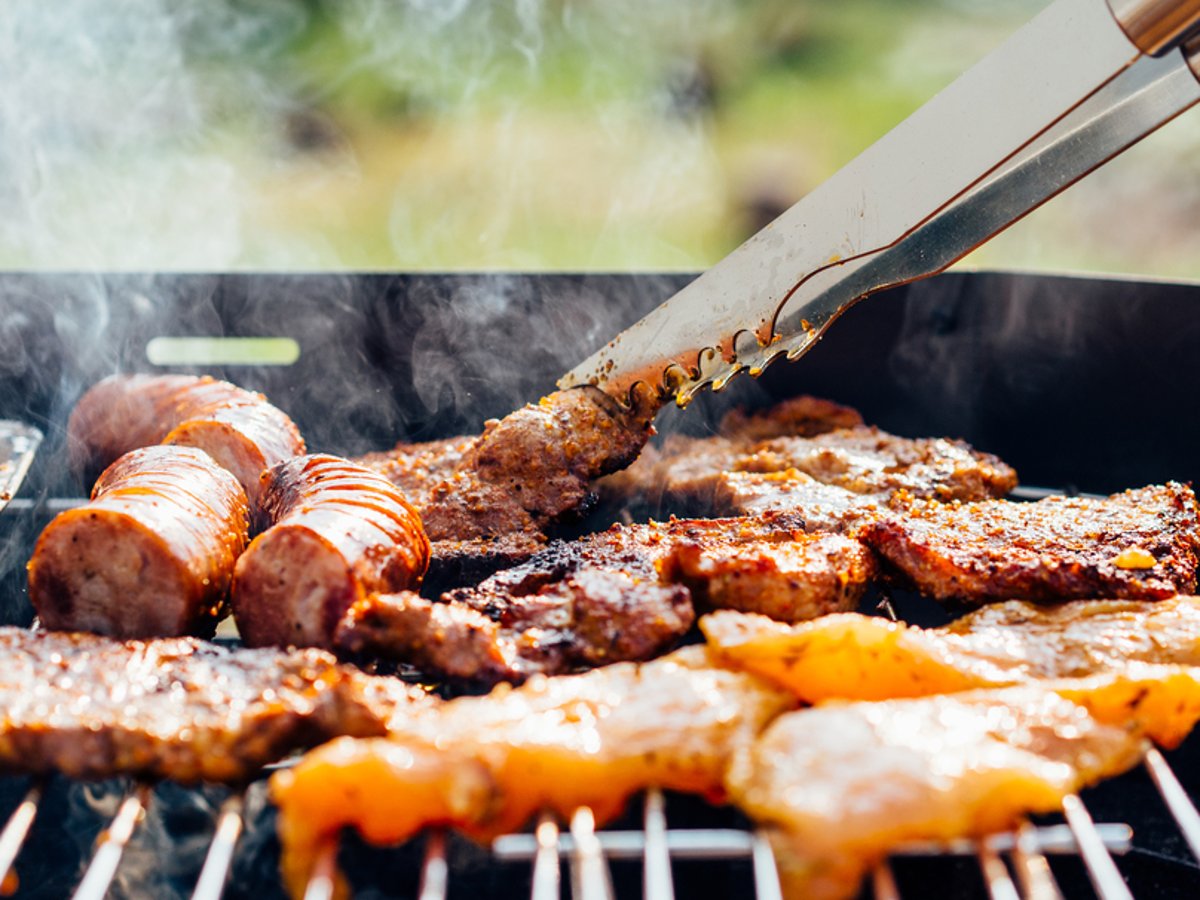 Everything You Should Know About Smoking vs Grilling Meat