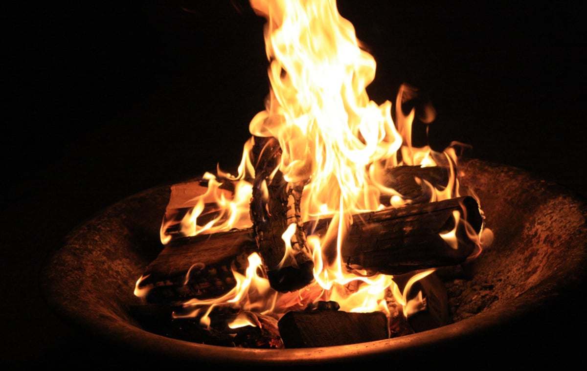 How to Start a Fire Without Matches 6 Different Ways