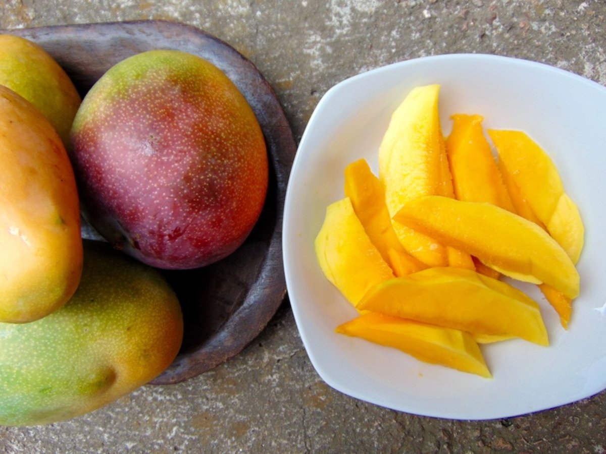 20 Easy Mango Recipes That Are Perfect for Your Next Summer BBQ