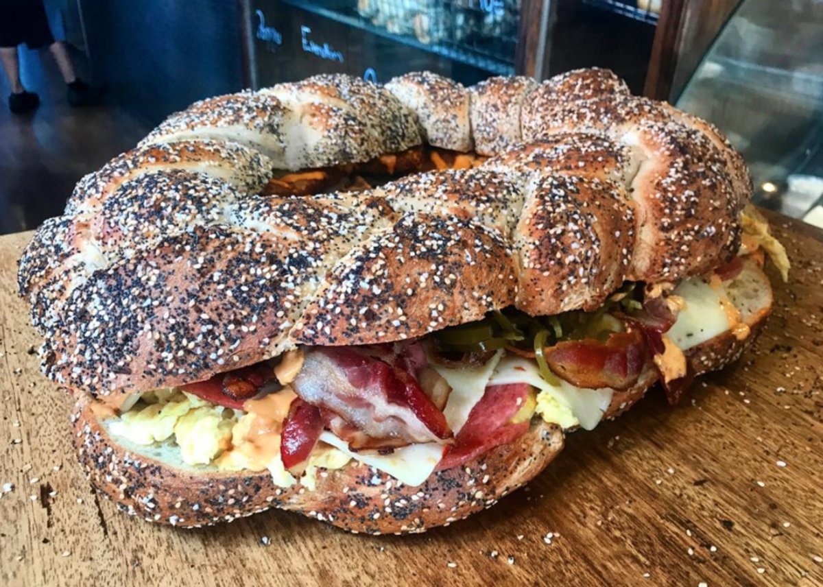 30 Giant Dishes You Have To See To Believe