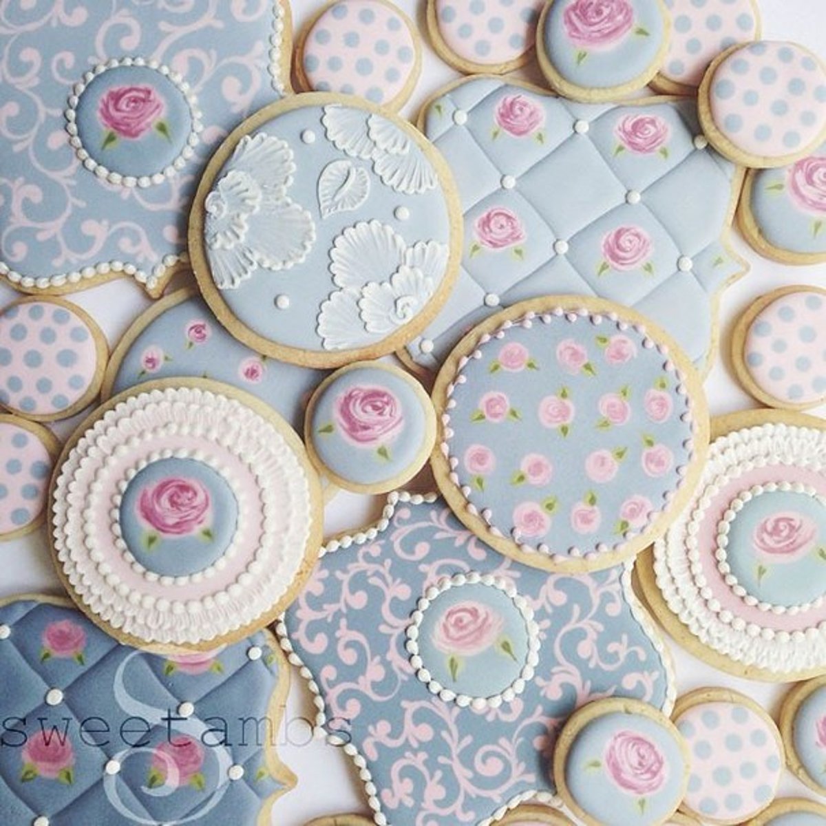 10 Cookie Instagram Accounts to Follow If You're a Dessert Addict