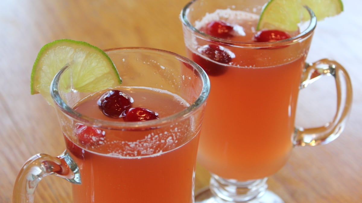 12 Easy Punch Recipes to Make Over the Holidays