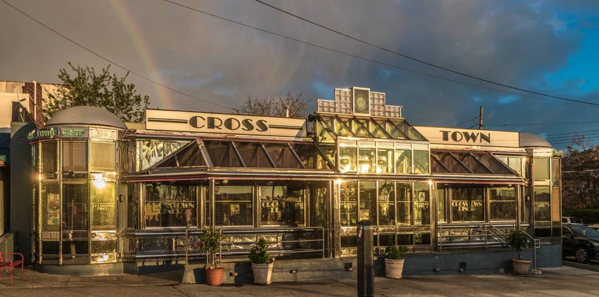 The Crosstown Diner: A Bronx Classic