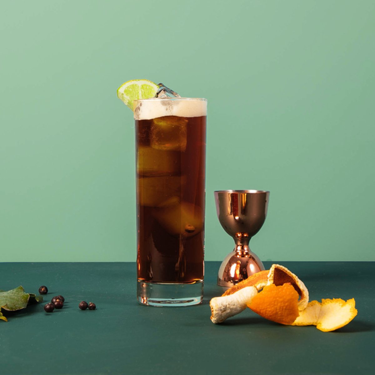 Starbucks New Drink Is Inspired by a Gin and Tonic