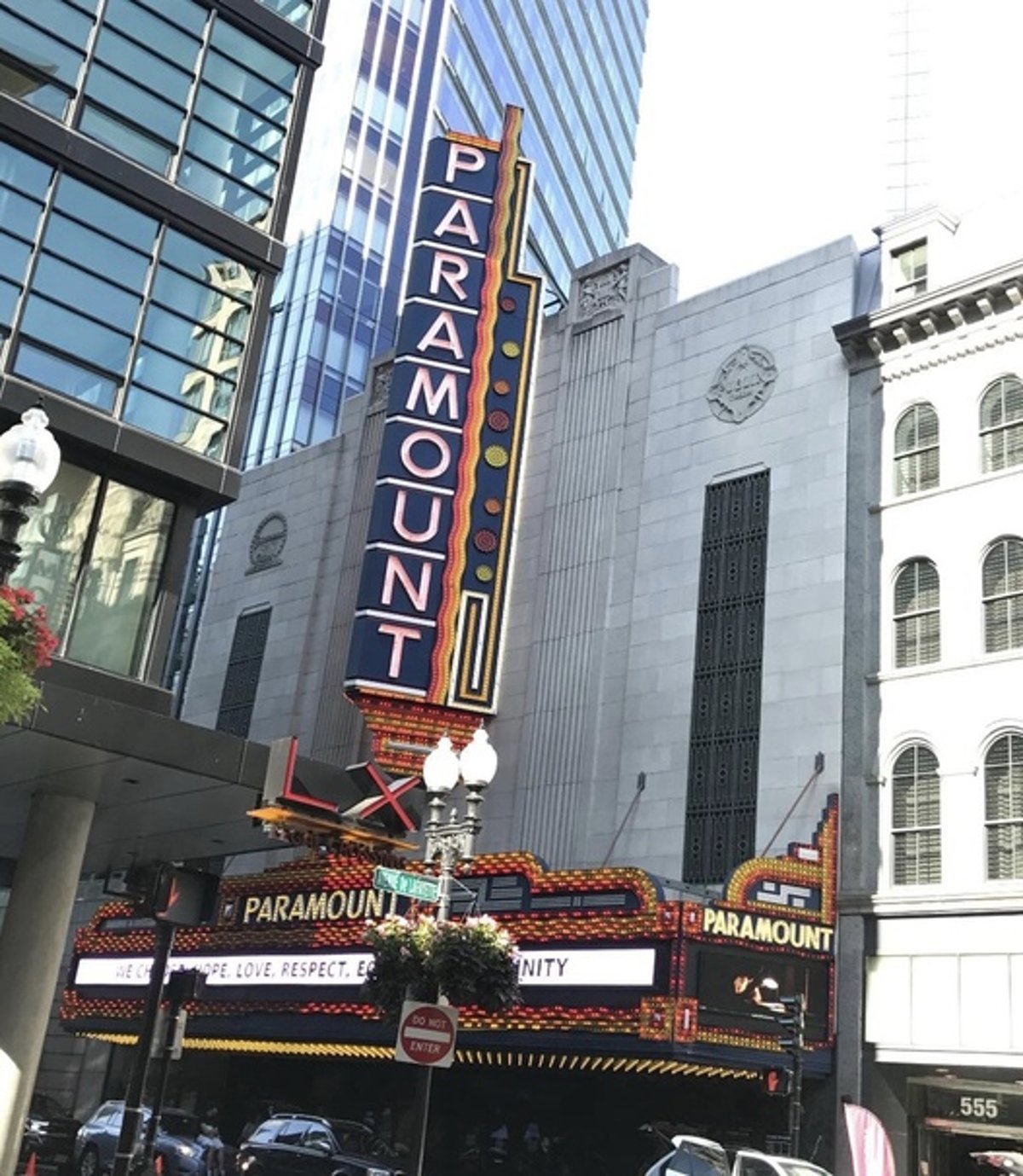 The Best Places to Eat, Cry or Study Alone on Emerson College
