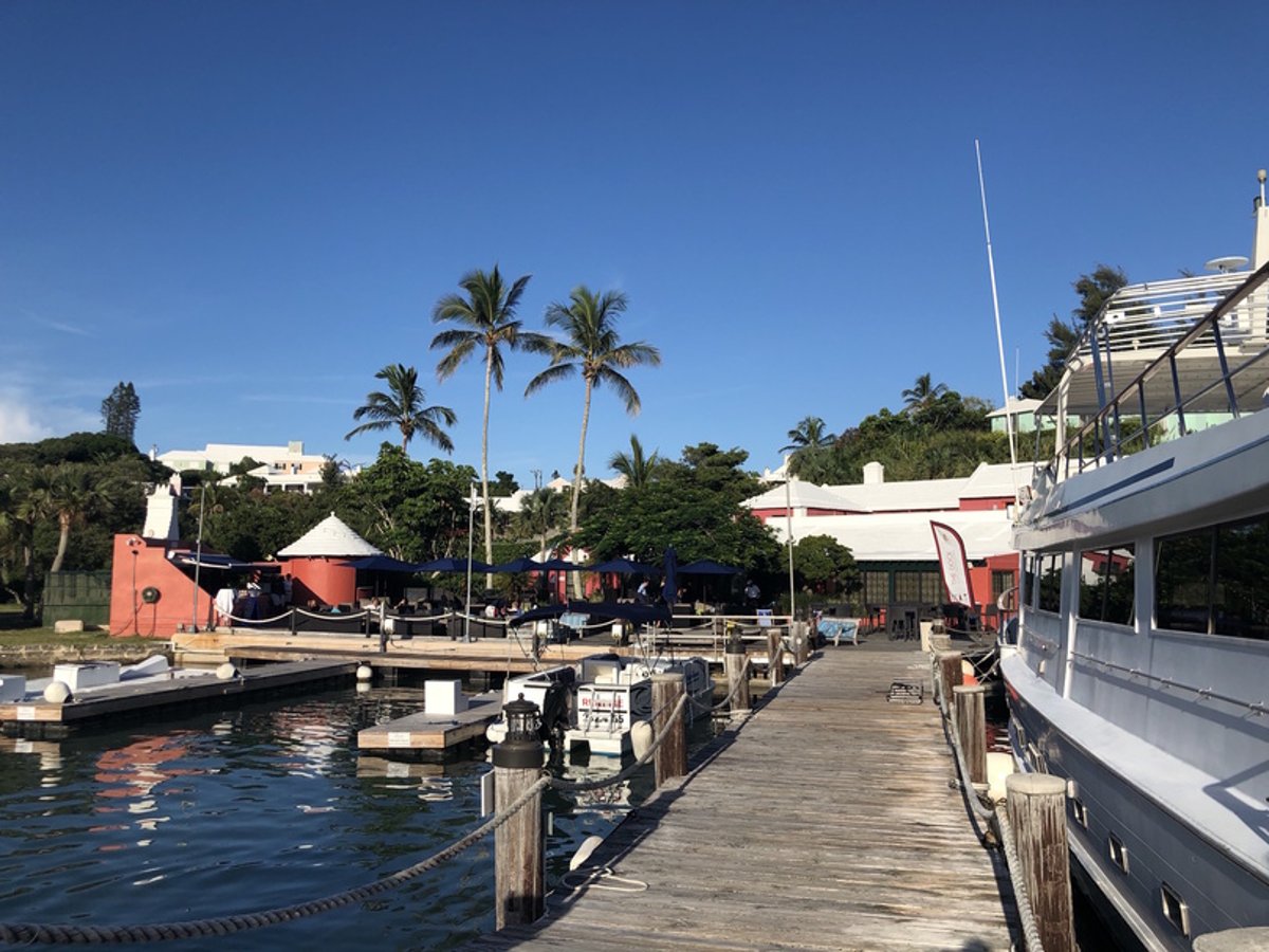 The Waterlot Inn is The One Restaurant You Must Visit In Bermuda