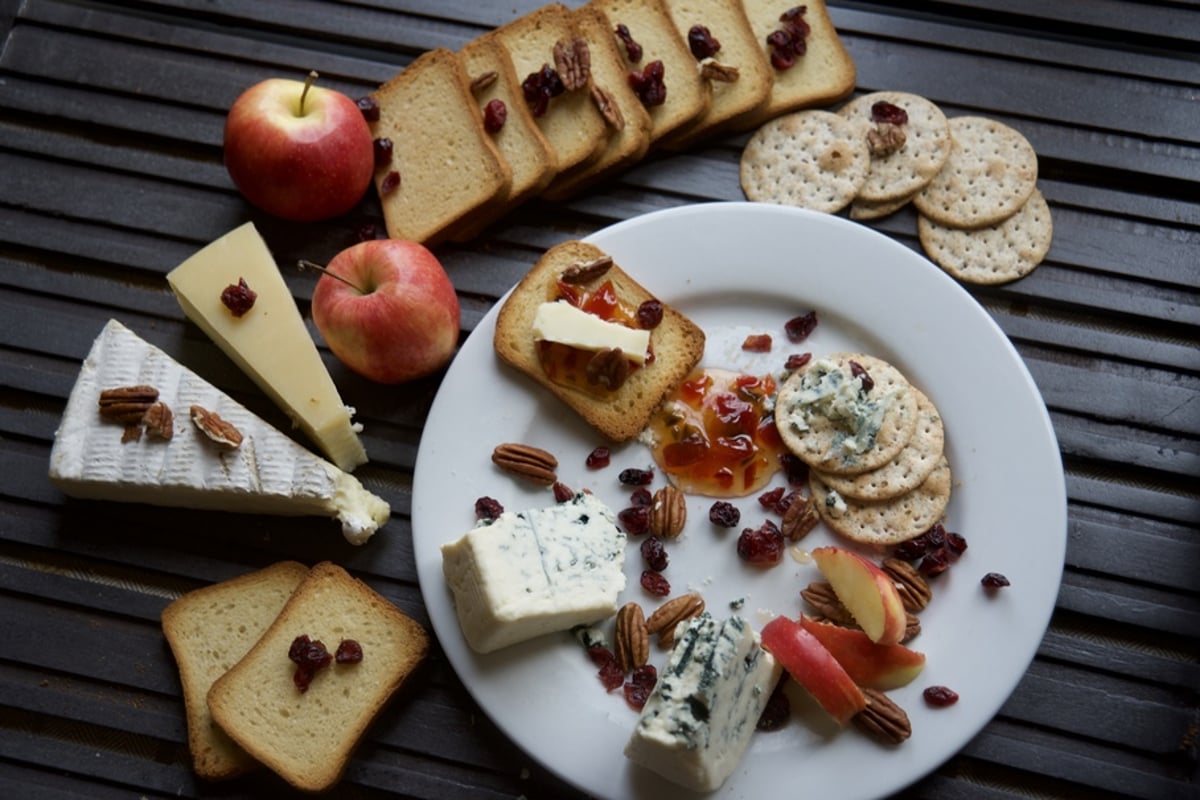 How to Create an Epic Cheese Platter Under $30 Using Only Stuff Found ...