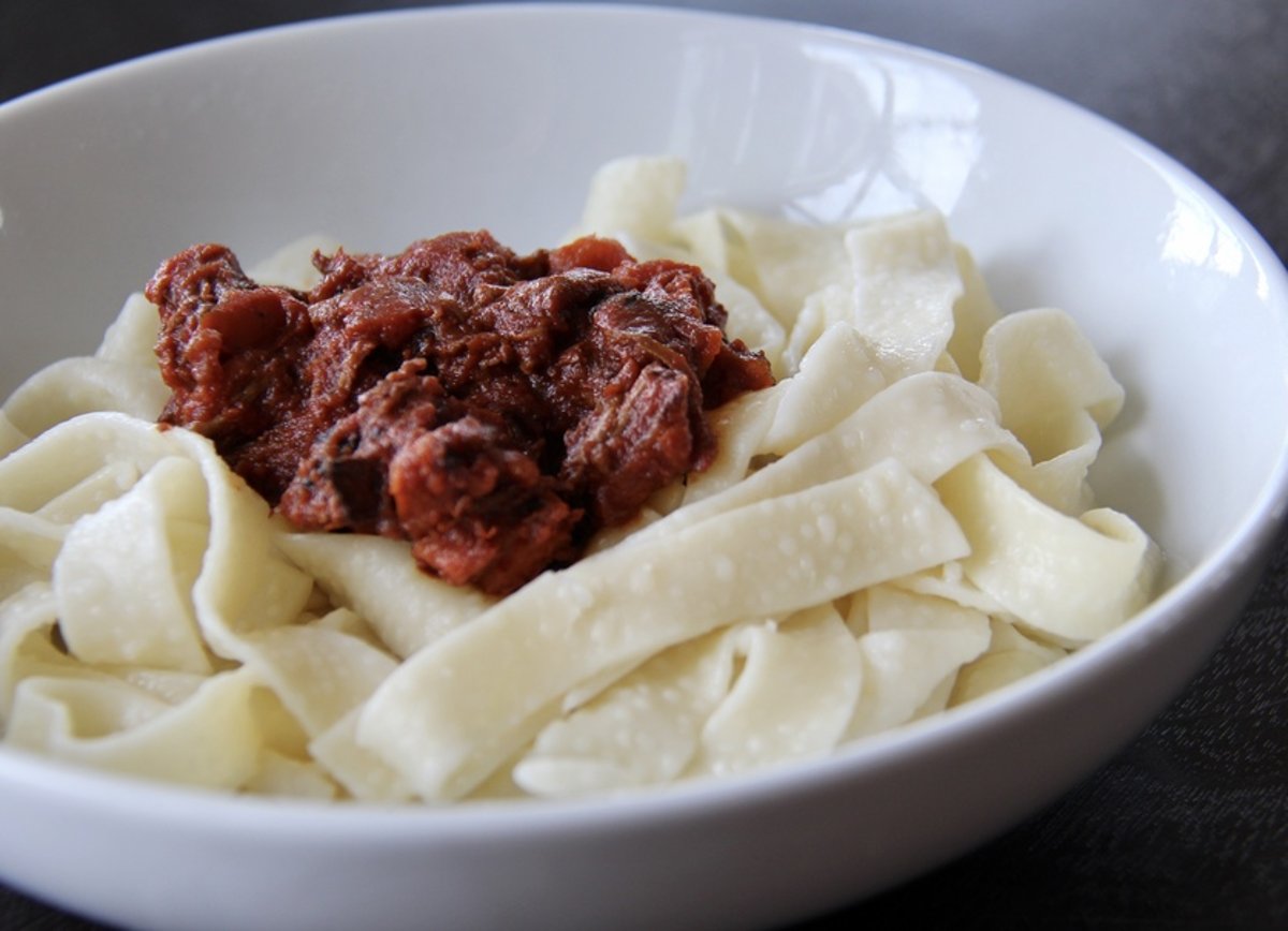 Bring Italy to Your Kitchen with Italian Style Ragù