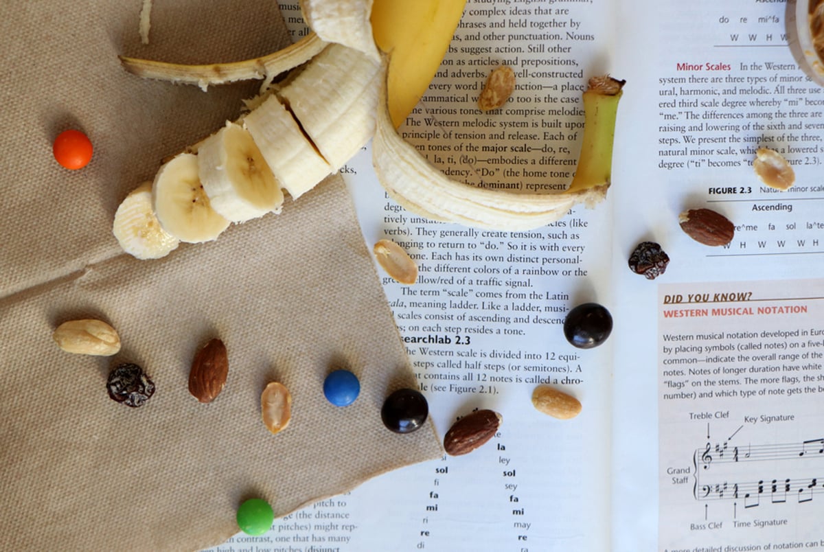 The 14 Best Study Snacks To Help Get That A
