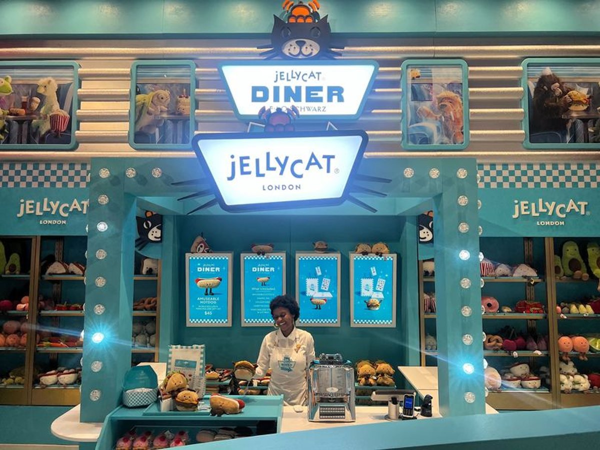 New York’s Jellycat Diner Is A Cute Culinary Experience