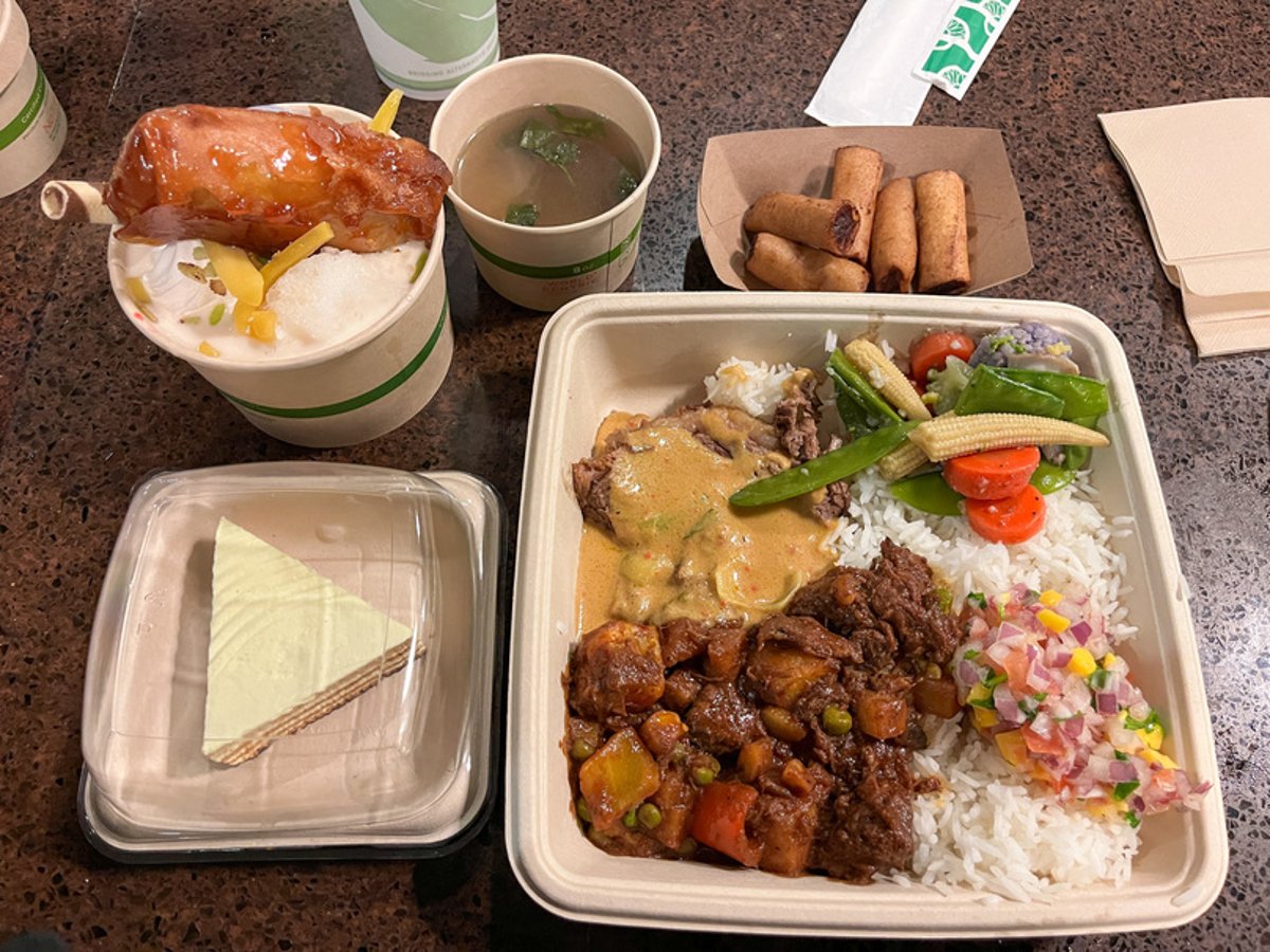 Highlighting Asian Food at UCLA's Dining Halls